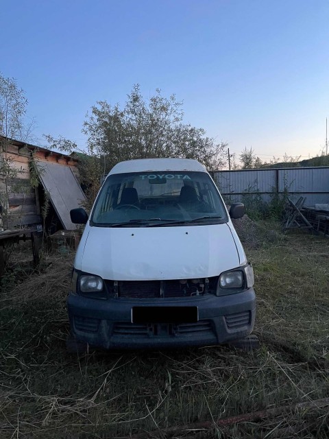 Toyota, Lite Ace, Механика, Бензин, 2000